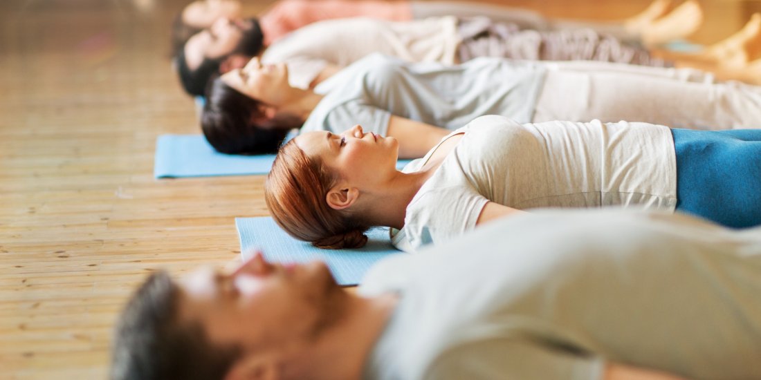 Discover Your Past, Transform Your Present: A Hypnotic Journey with Dr ...