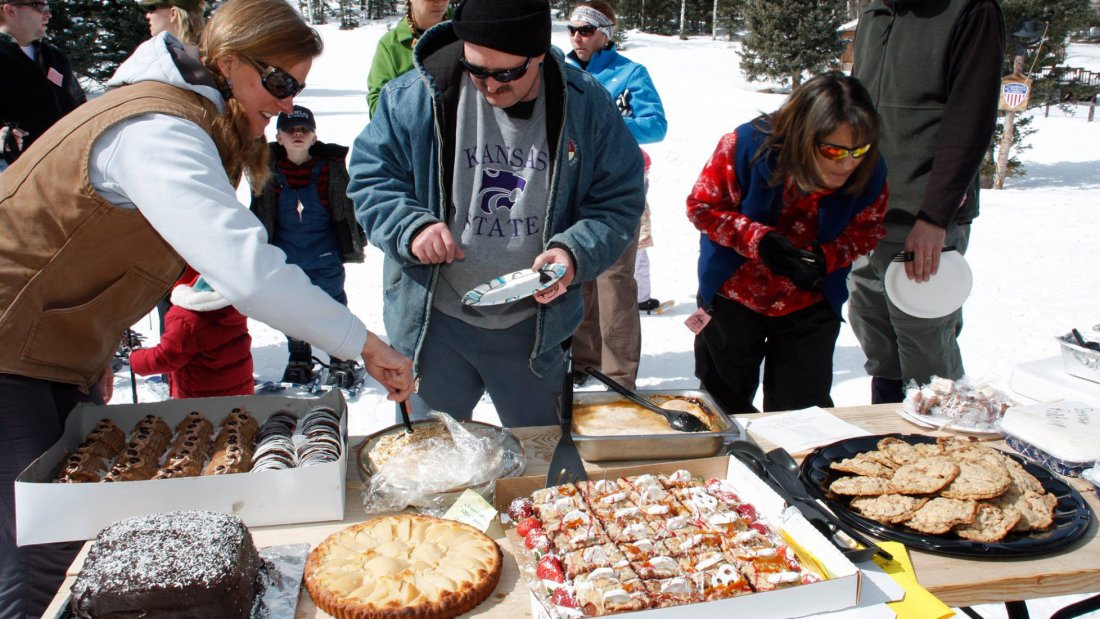 Just Desserts Eat & Ski (and Snowshoe!), Enchanted Forest Cross Country ...