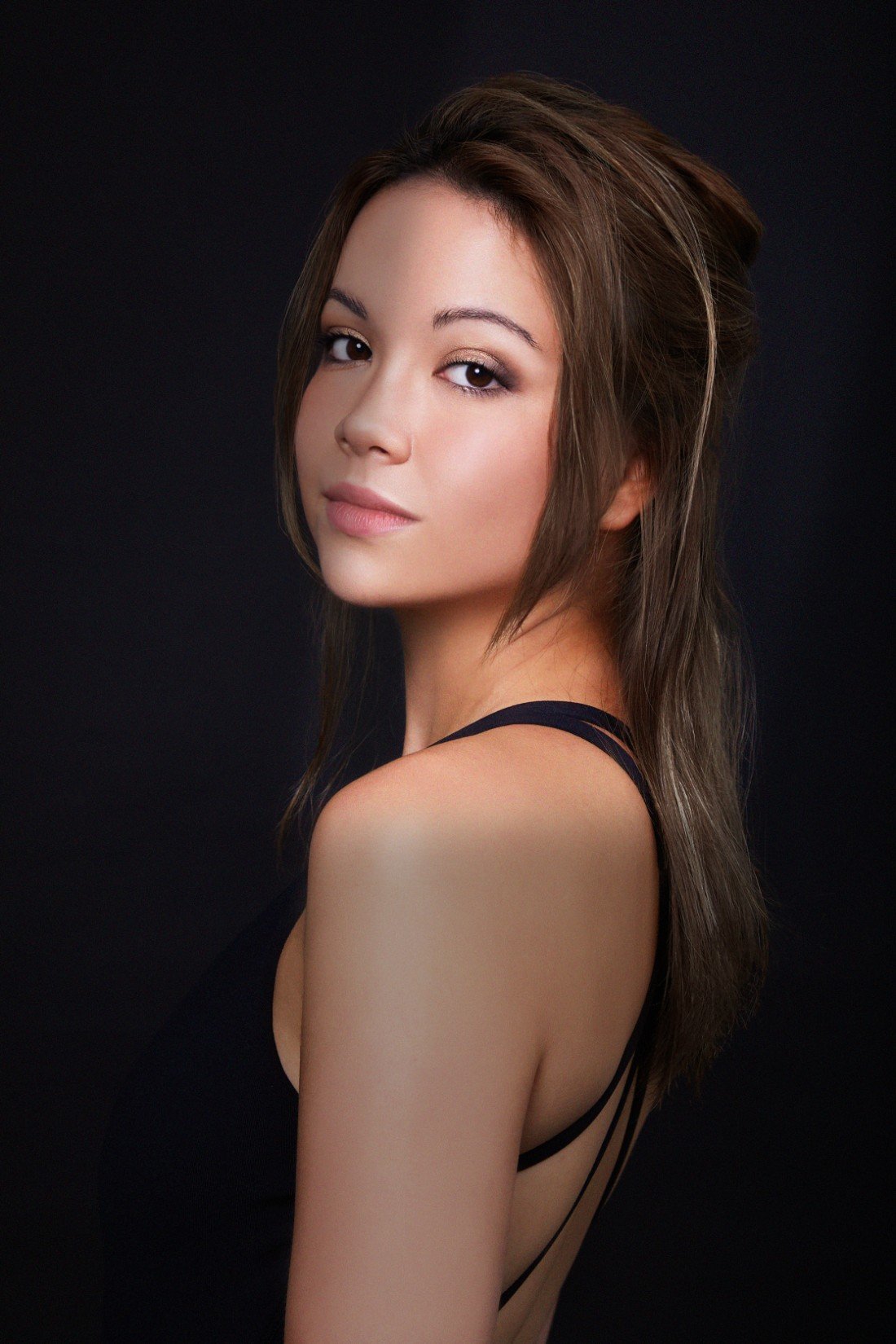 The Aubrey After Dark featuring Alex Baker & Nat Dunn, The Aubrey, Hong Kong, 28 June to 29 June ...