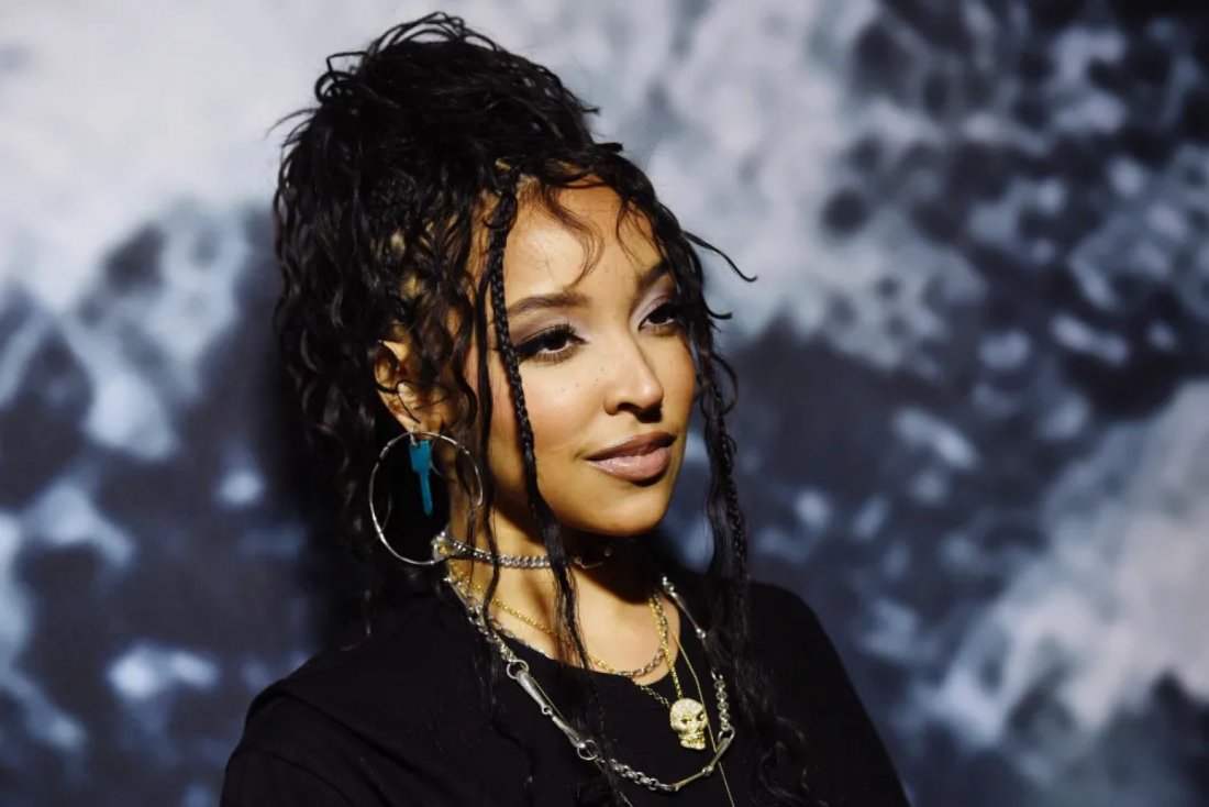 Tinashe at MGM Music Hall at Fenway Park, Boston Tickets, MGM Music ...