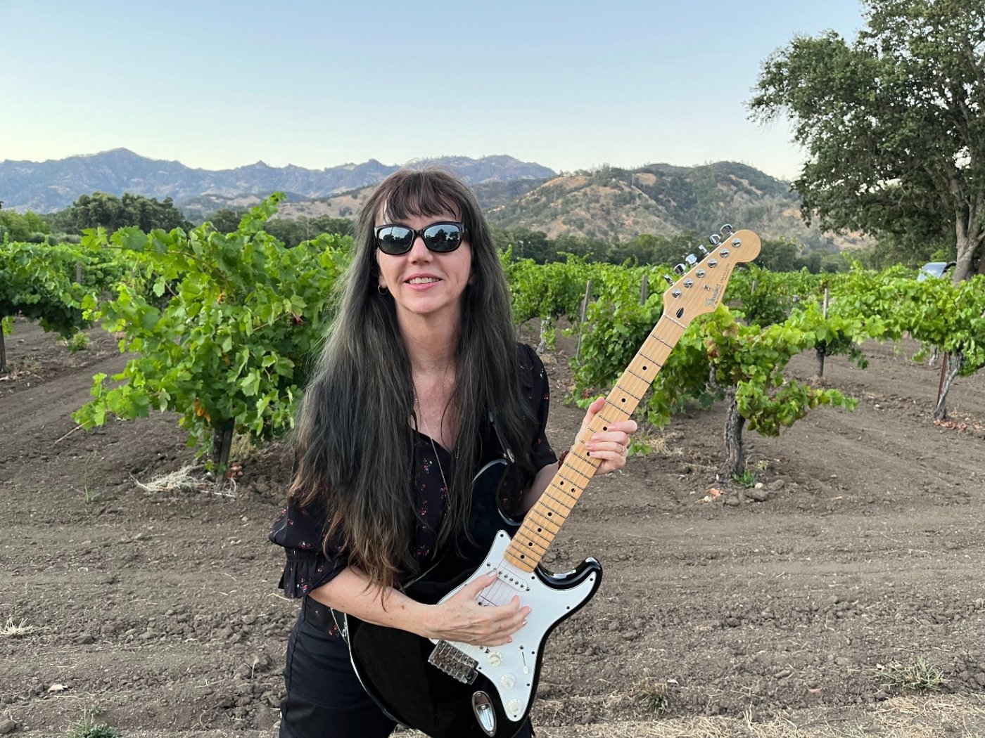 Sheryl and The Pretenders and Petty Rocks in Placerville Ca, The Green ...