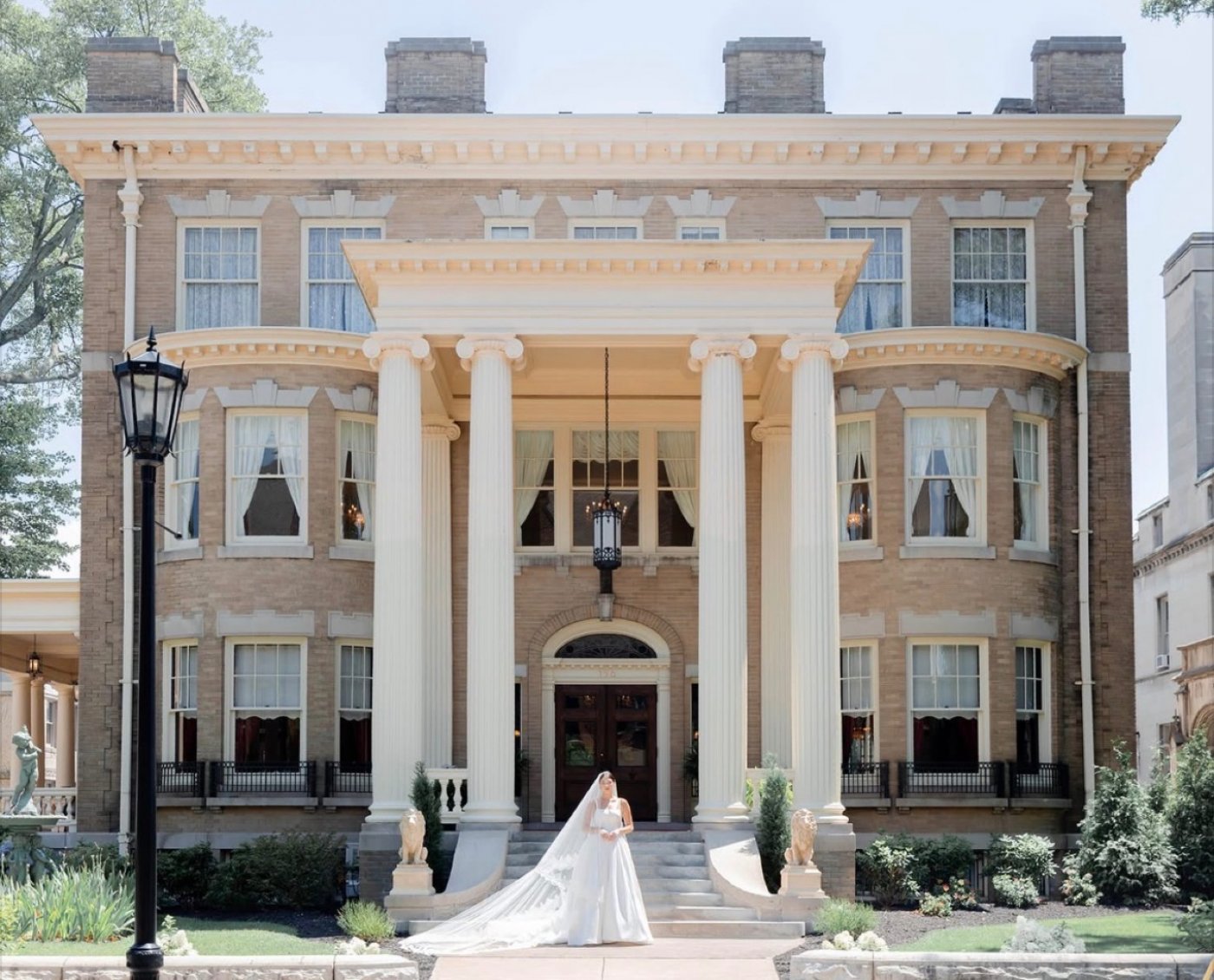 Opera at the Mansion Puccini, Pavarotti and Bocelli pianist Jay ...